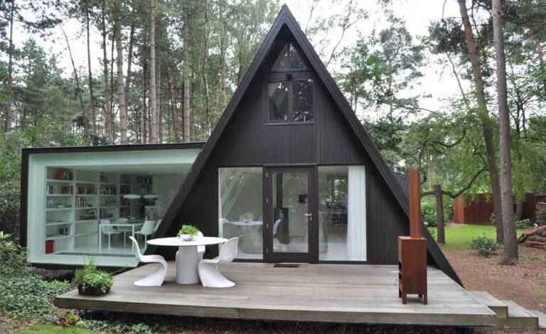 25 Stunning Grey and Black House Exterior Ideas: A Versatile Contrast ...